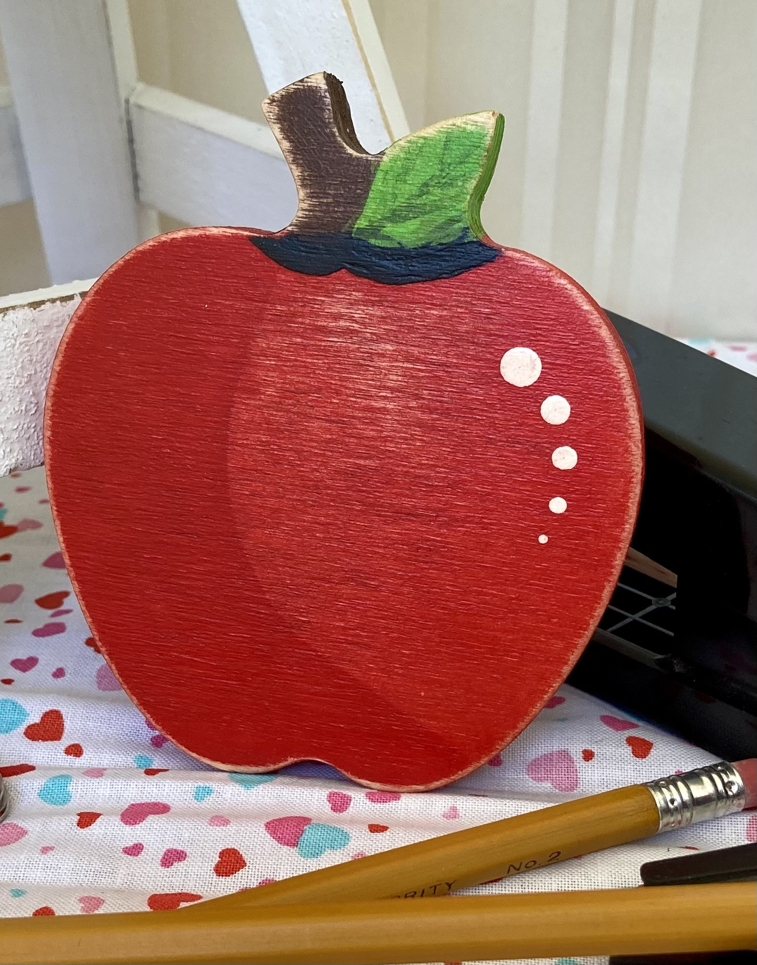 Apple-solutely! Wood Apple Teacher Appreciation Gift / Apple Tiered ...