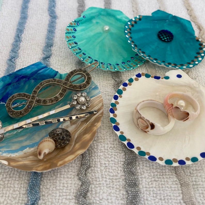 Scallop Shell Ring and Trinket Dishes / Beach-themed Tiered Tray ...