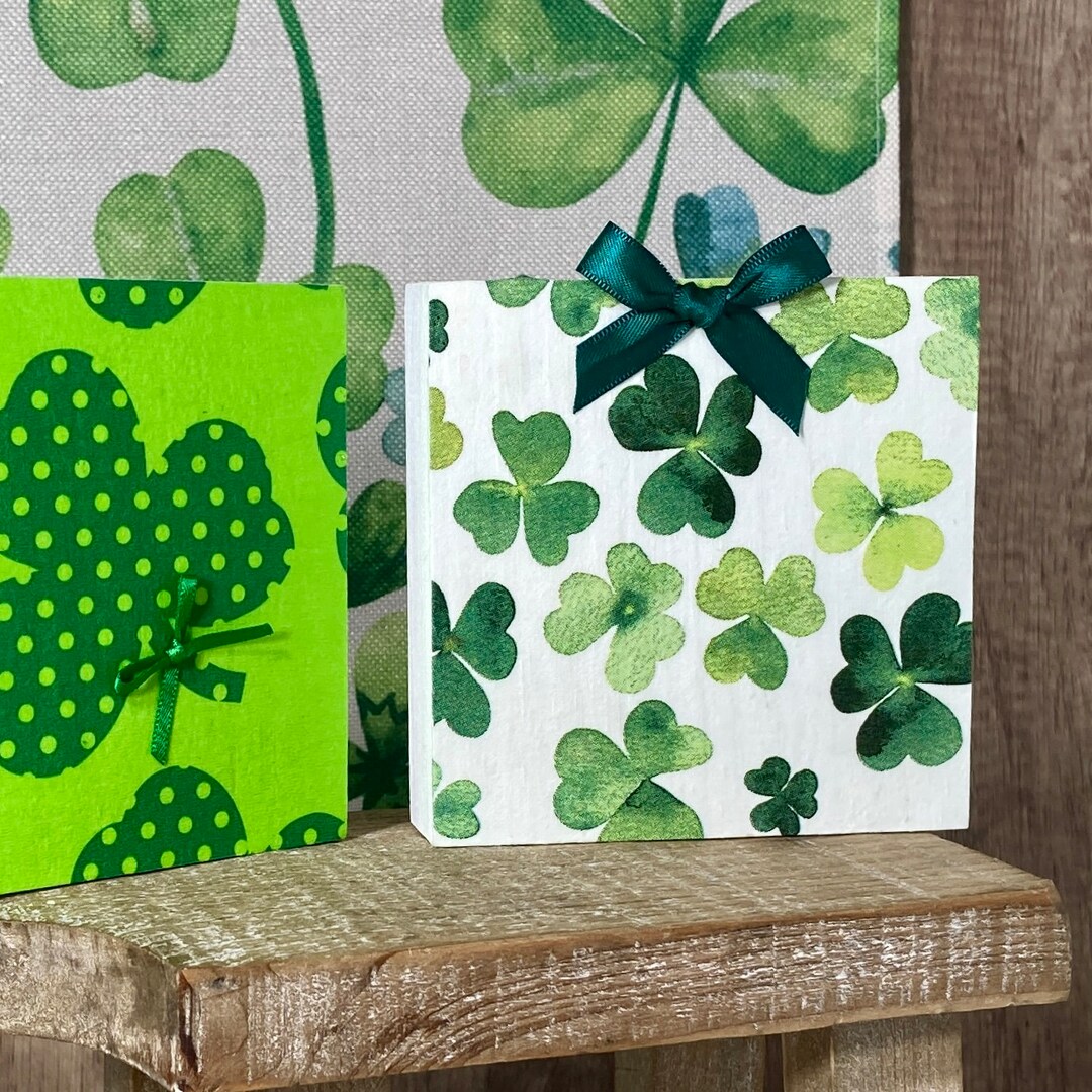 St. Pat’s Day Wood Sign / Shamrock Shelf Sitter / Green Clover Tiered ...