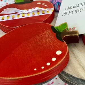 Apple-solutely! Wood Apple Teacher Appreciation Gift / Apple Tiered ...