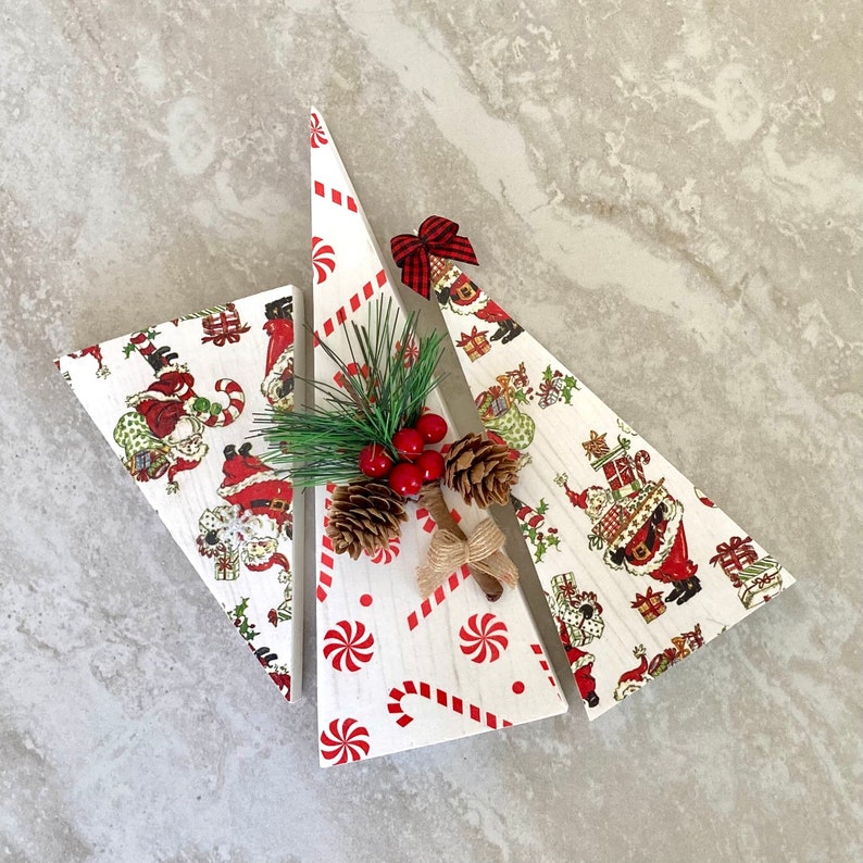 Triangle Christmas Trees / Wood Trees / Holiday Home and Shelf Decor ...