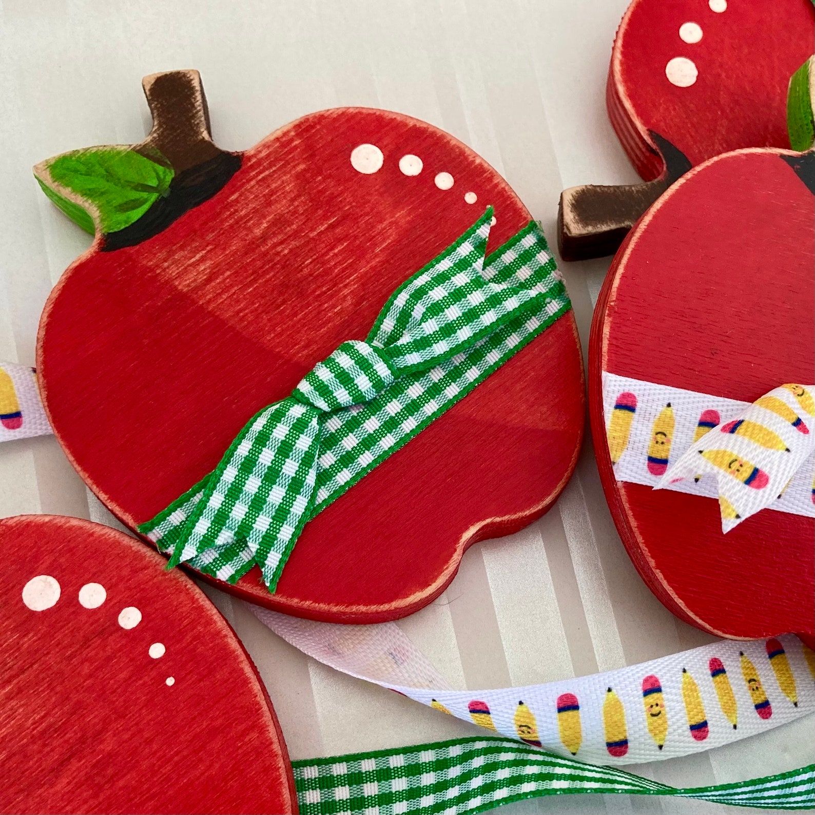 Apple-solutely! Wood Apple Teacher Appreciation Gift / Apple Tiered ...