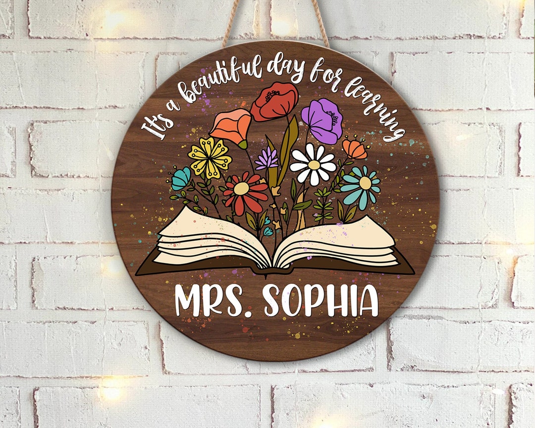 Custom Teacher Door Hanger, School Decor, Classroom Sign Door Decor ...