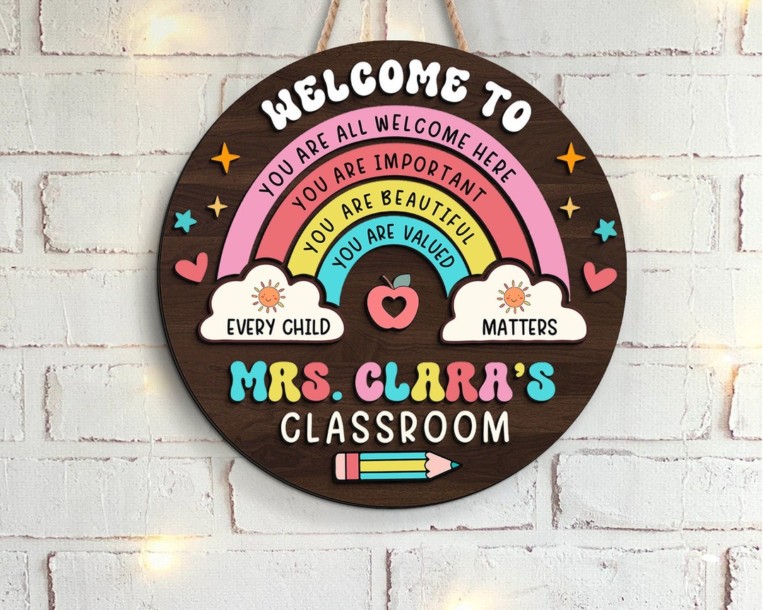 Welcome Classroom Teacher 3D Door Hanger, Back to School Sign ...