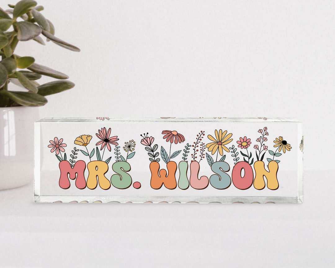 Floral Teacher Desk Sign, Back to School Gift for Teachers ...