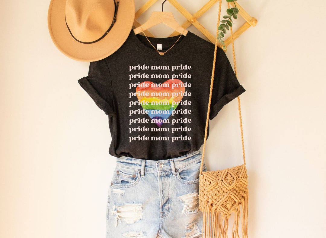 Pride Mom Tshirt, Proud Mom Apparel,rainbow Gay Pride T-shirt,lgbtq ...
