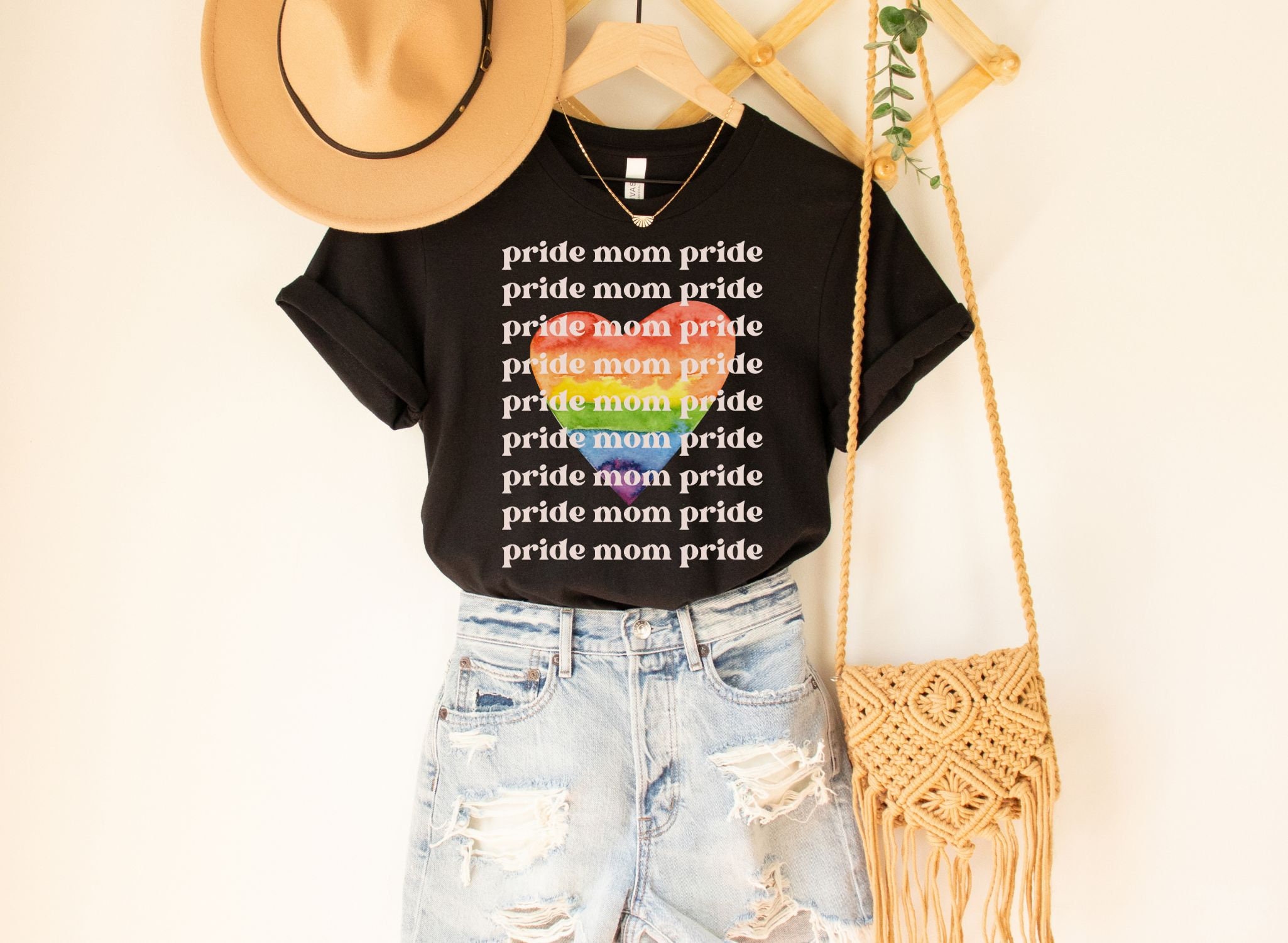 Pride Mom Tshirt, Proud Mom Apparel,rainbow Gay Pride T-shirt,lgbtq ...