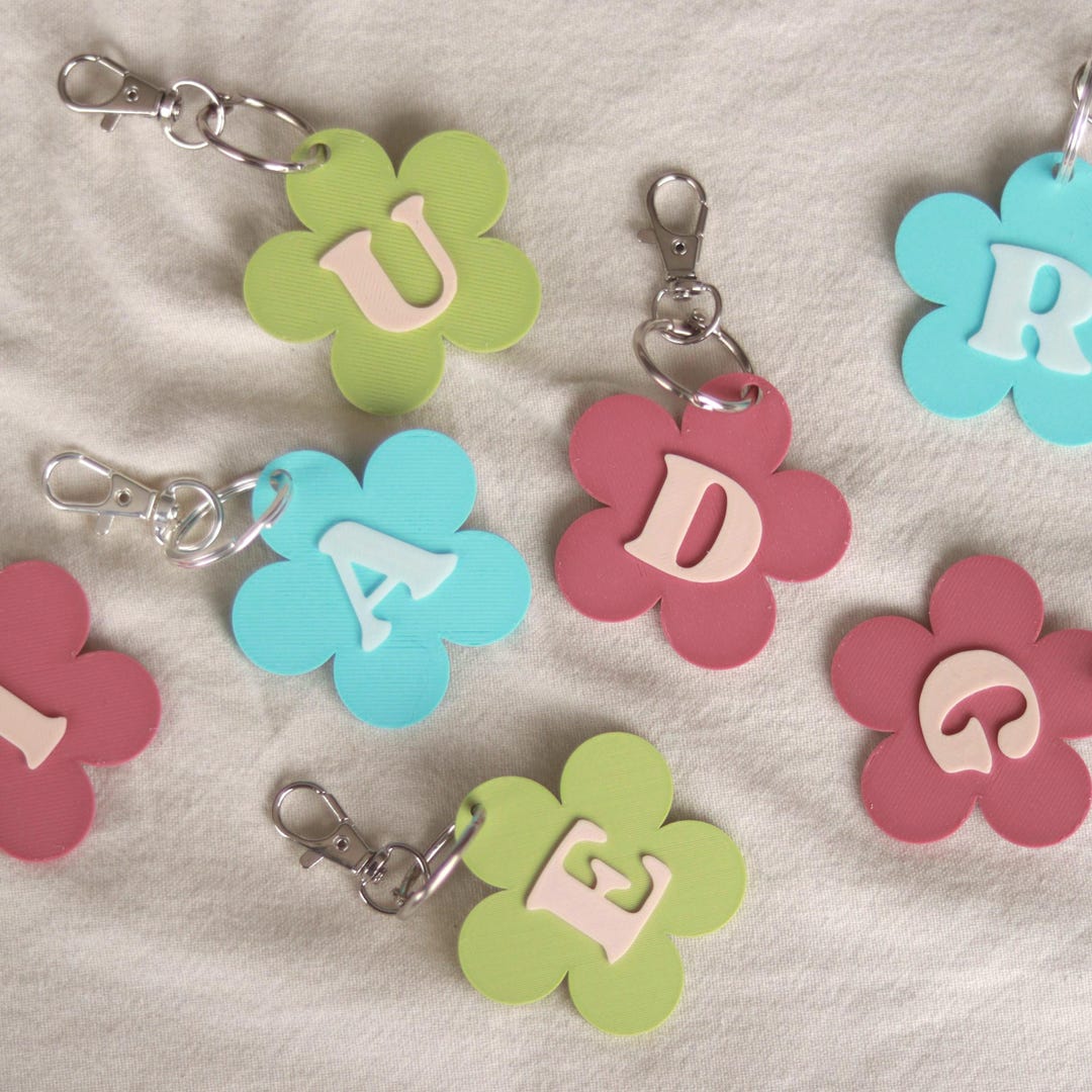 Letter Keychains With Initials, Personalized Keychains With Letters ...
