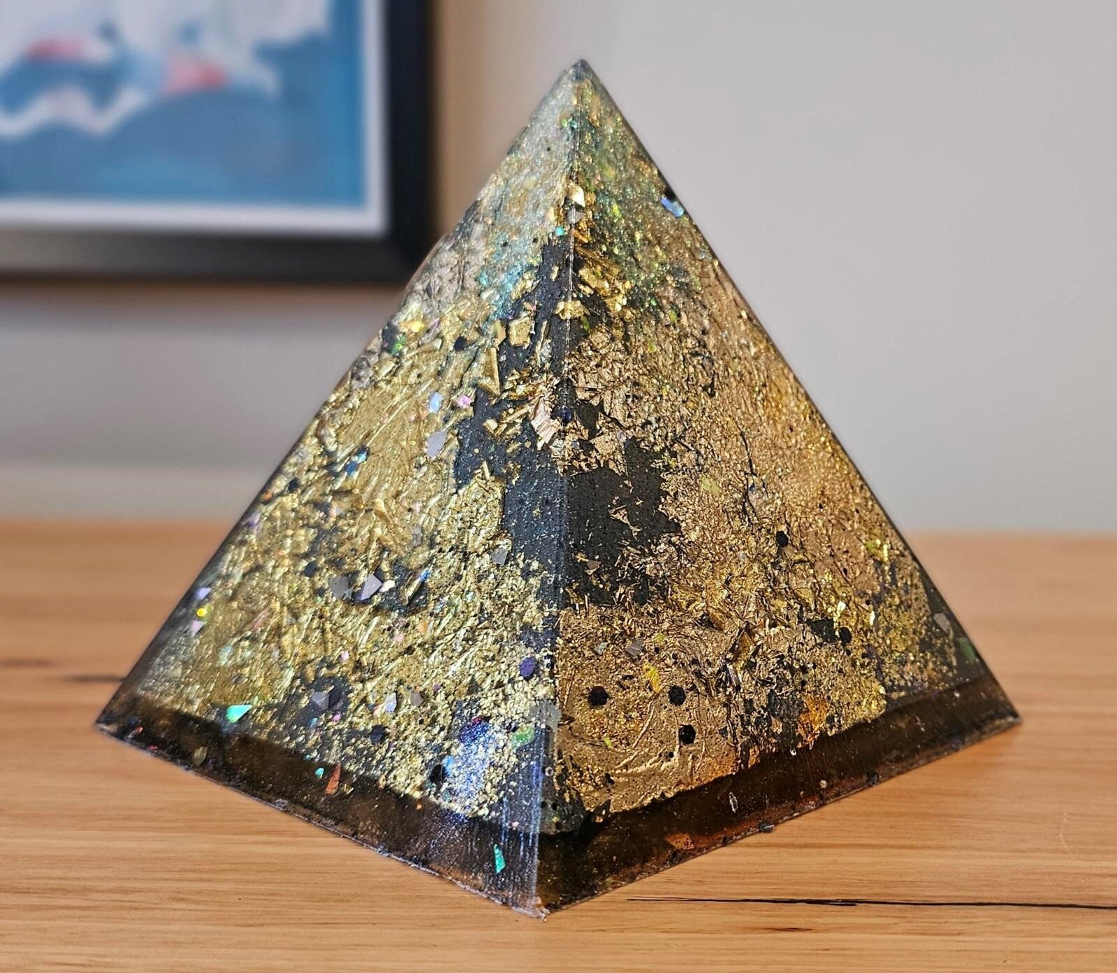 SOVANNA Handmade Orgonite Pyramid 14cm 1.1kg 2.4lbs. Orgone Energy for ...