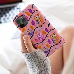 Preppy Autumn Owls, 1 Seamless Pattern, Fall Owl Print, Vibrant Pastel ...