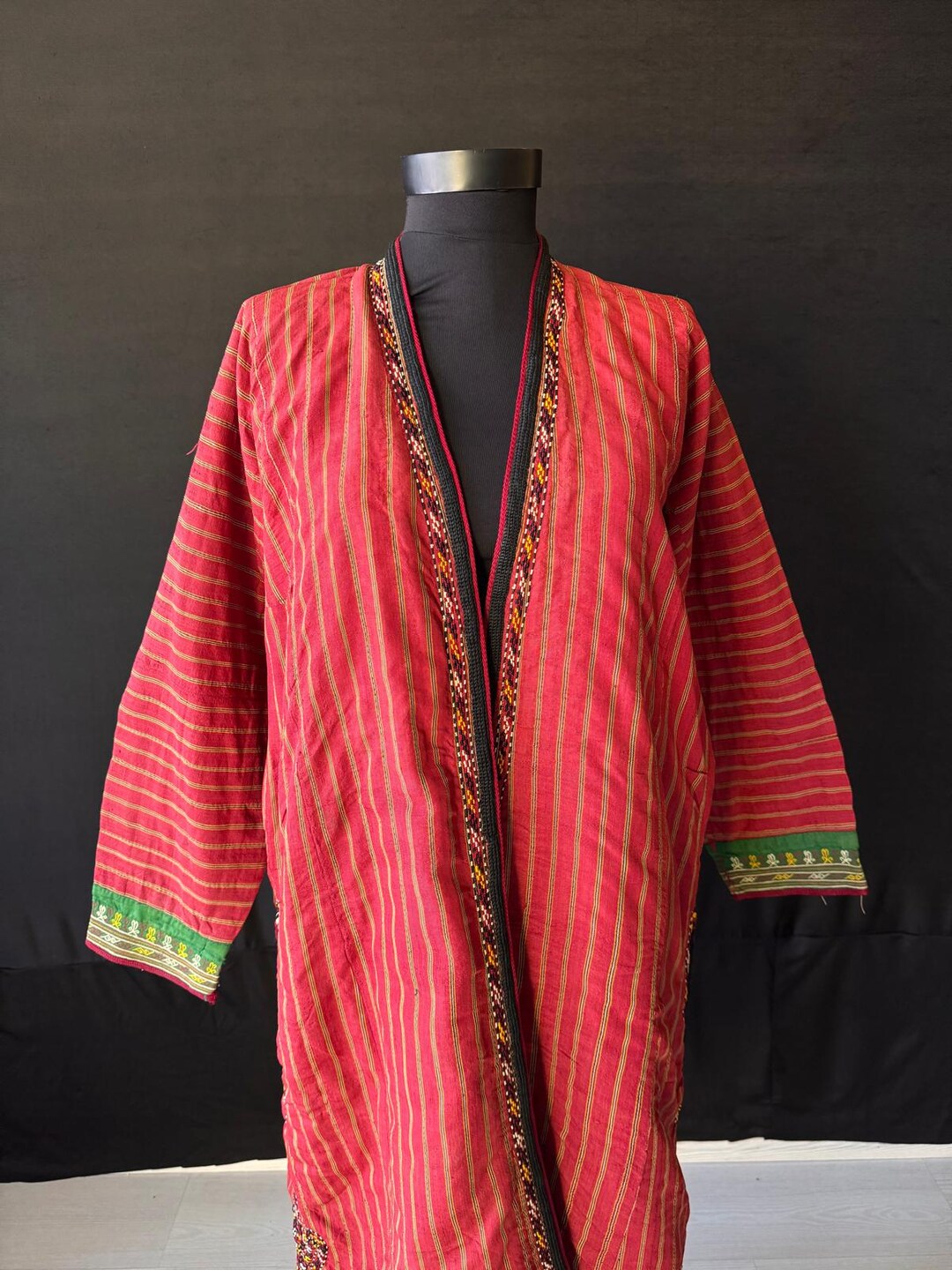 Traditional Antique Turkmen Overcoat, Silk Embroidered Chapan,authentic ...