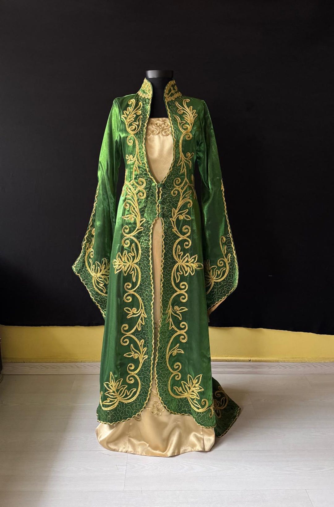 Traditional Bindalli Dress, Turkish Sultan Women's Costume, Ottoman ...