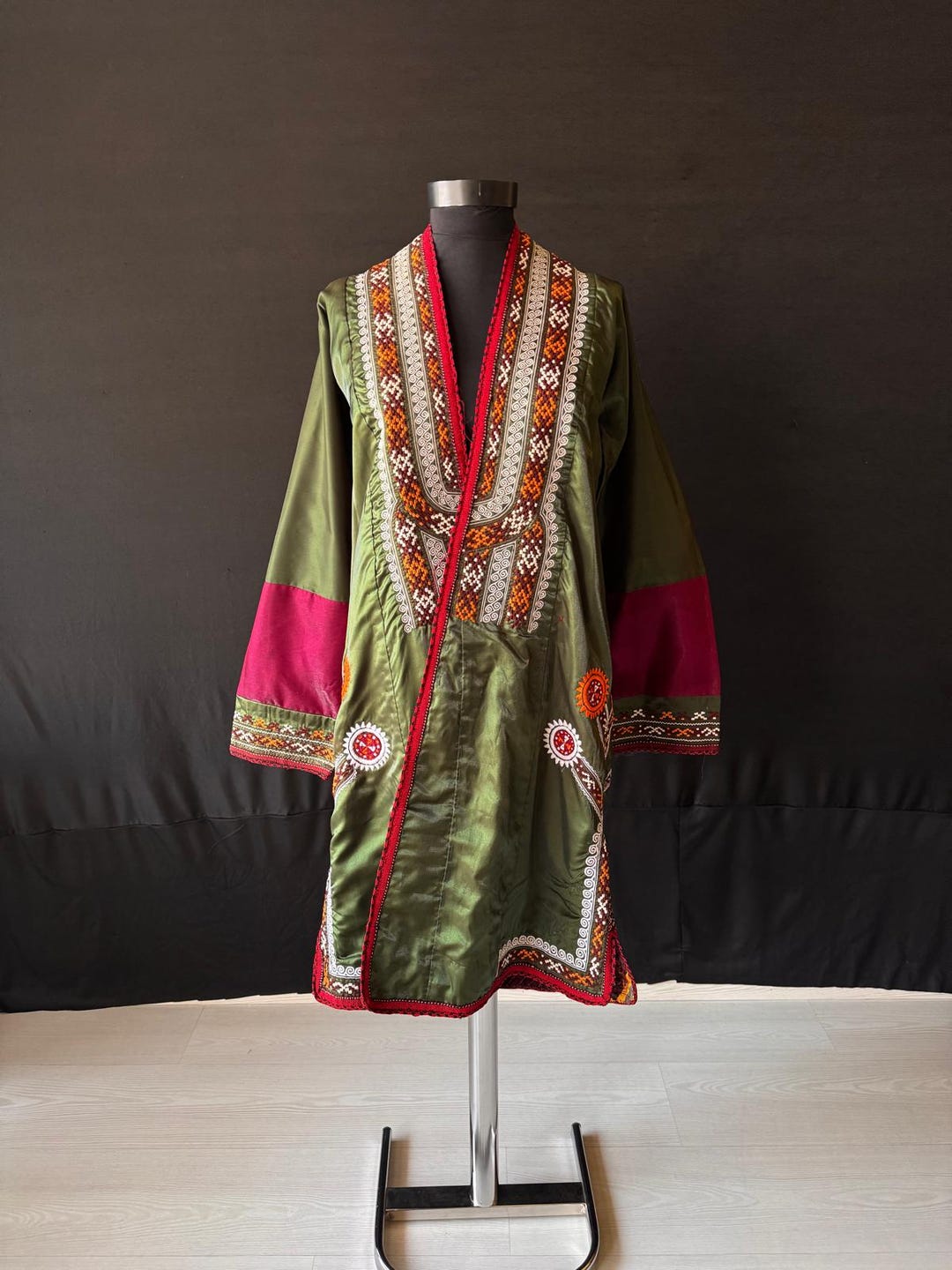 Antique Turkmen Silk Robe / Chapan / Kimono / Kaftan Coat – Hand ...