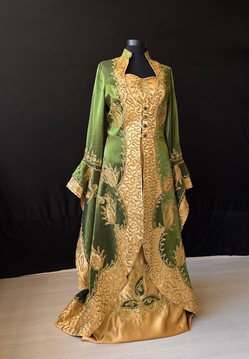 Traditional Green Bindalli Dress, Turkish Sultan Women's Costume ...