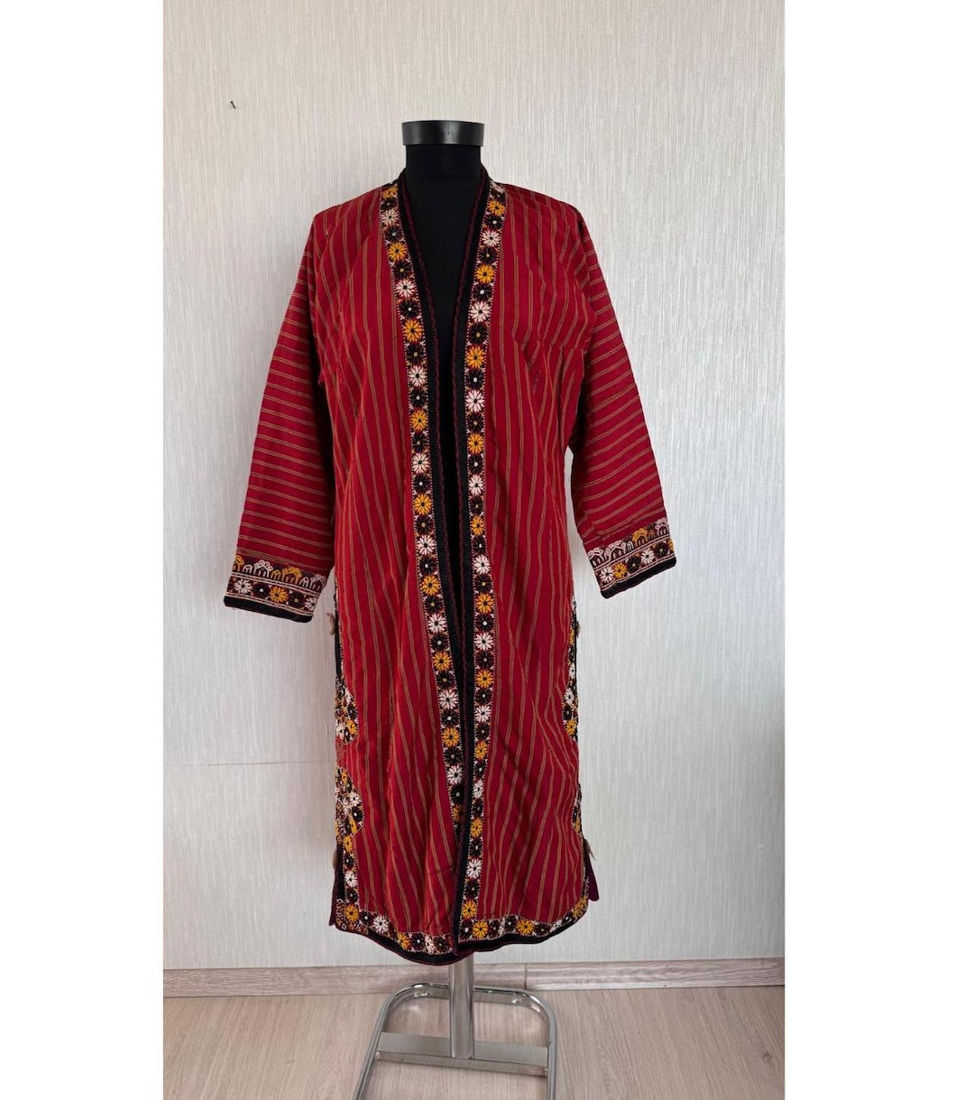 Vintage Traditional Turkmen Capan - Coat, Turkmen Silk Embroidered ...