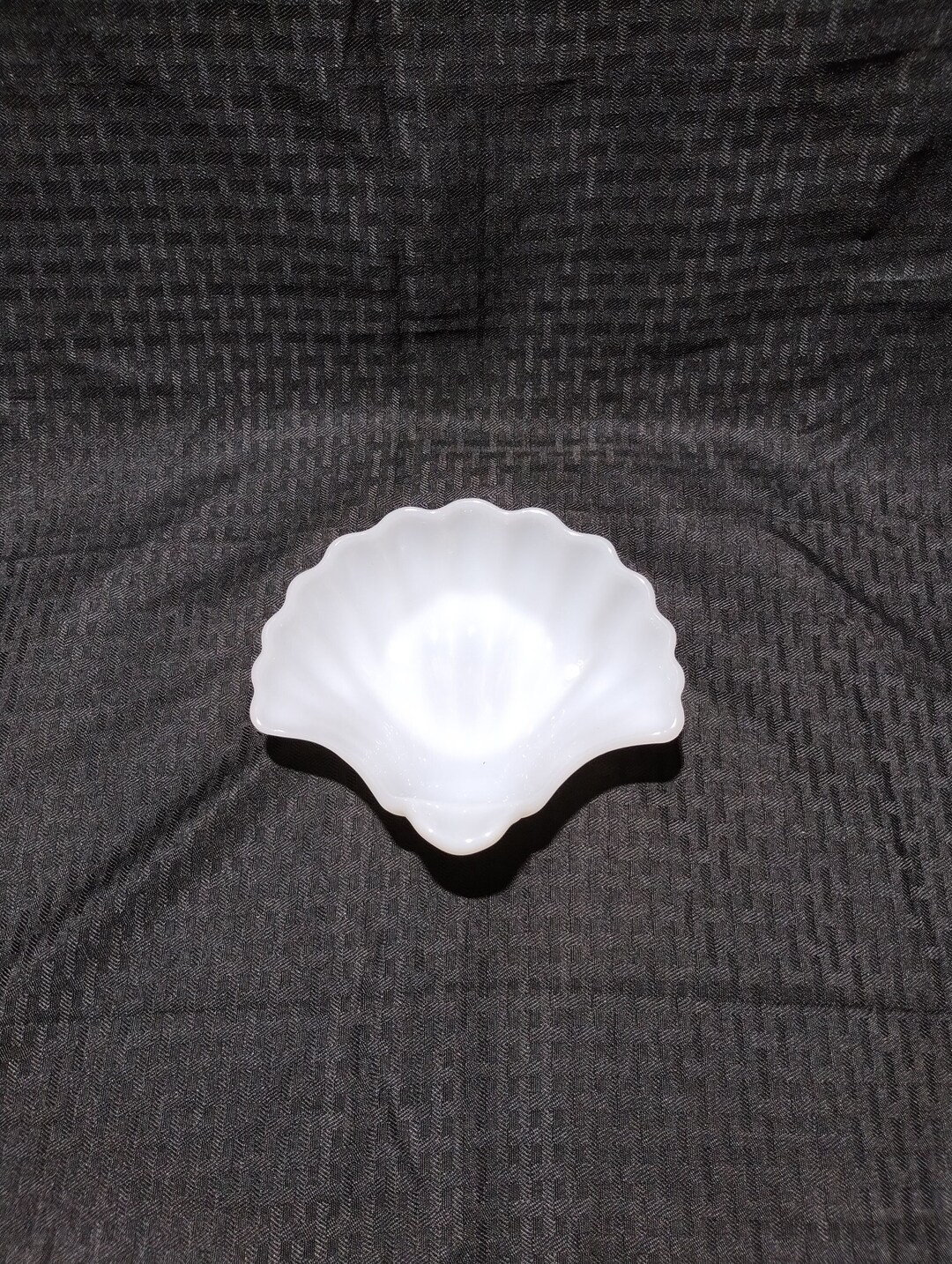 Vintage Milk Glass Shell Shaped Soap Jewelry Trinket Dish - Etsy