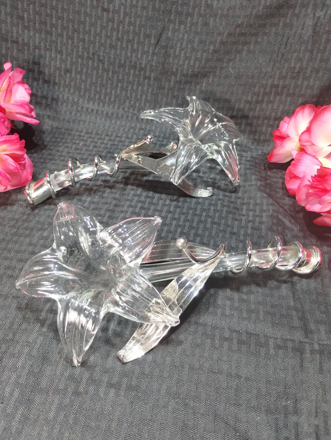 Vintage Set of 2- Oneida Reclining Amaryllis/lily Bud Vases - Etsy