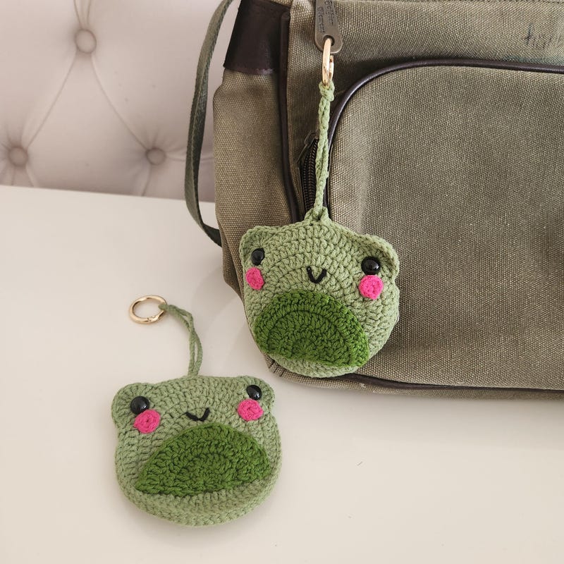 Frog AirPod Case - Etsy