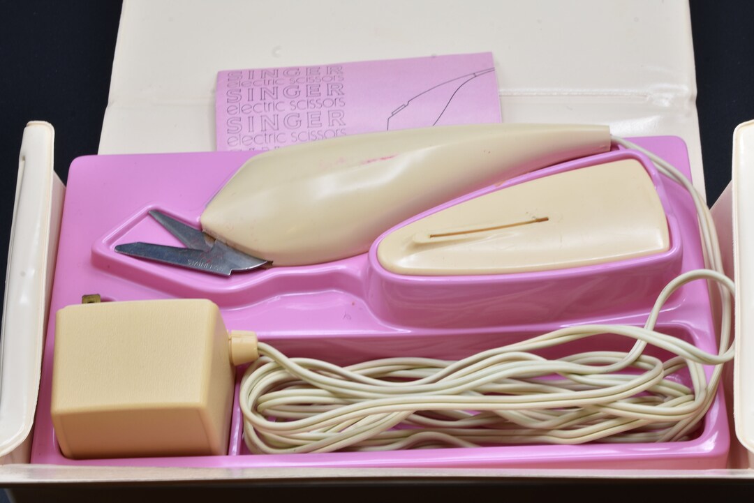 Vintage Singer Electric Scissors With Stand and Vinyl Case. Model No. C ...