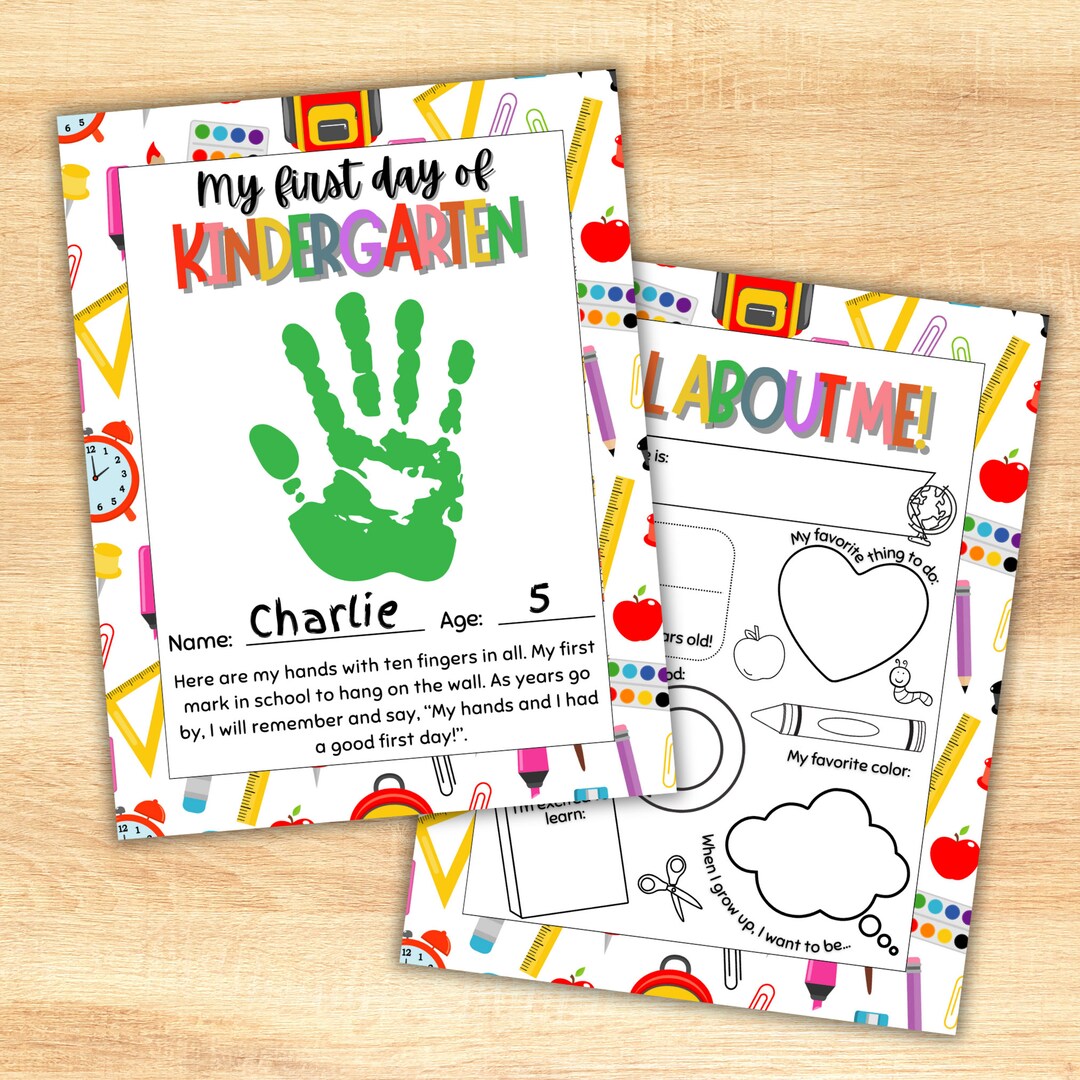 1st Day of School Sign Handprint Art | First Day of Kindergarten Sign ...