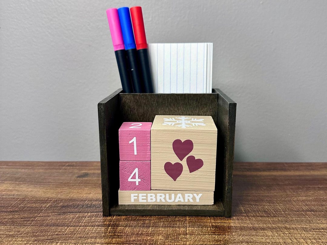 Seasonal Daily Block Calendar | Desktop Calendar | Office Supplies ...