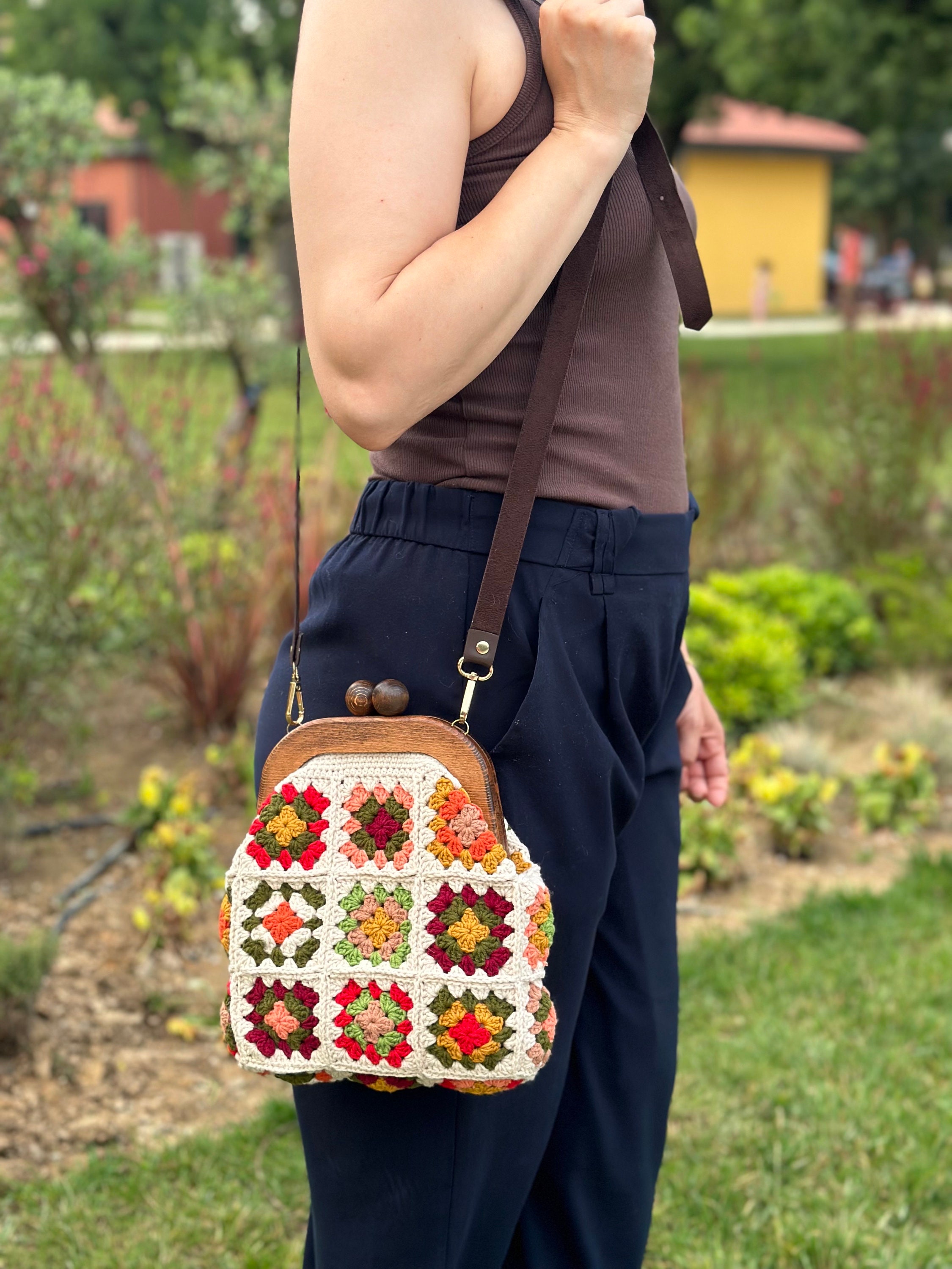 Vintage and Minimalist Granny Squares Clutch Bag With Wooden Clasp ...