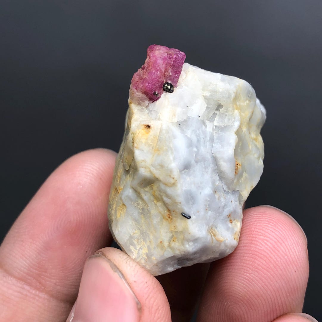 24 Gram Natural Ruby Crystal on Matrix From Skardu, Pakistan. Natural ...