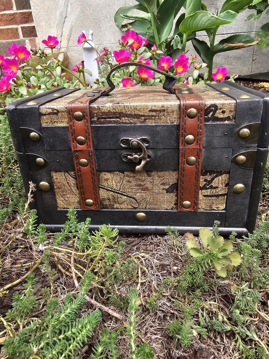 Treasure Box With Undersea-themed Bottom - Etsy