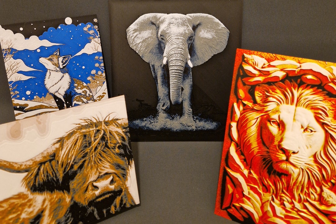 Vibrant Animal Artworks With Display Stand Hueforge - Etsy