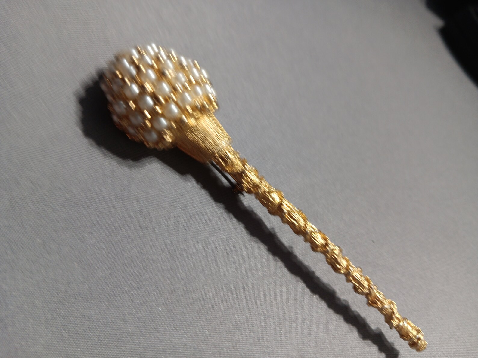 Gold Color Pearl Bead Spiritual Symbol Pine Cone Pin Enlightenment ...