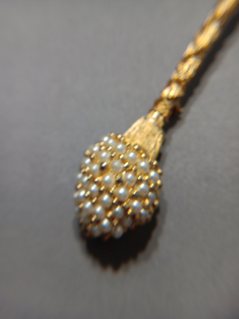 Gold Color Pearl Bead Spiritual Symbol Pine Cone Pin Enlightenment ...