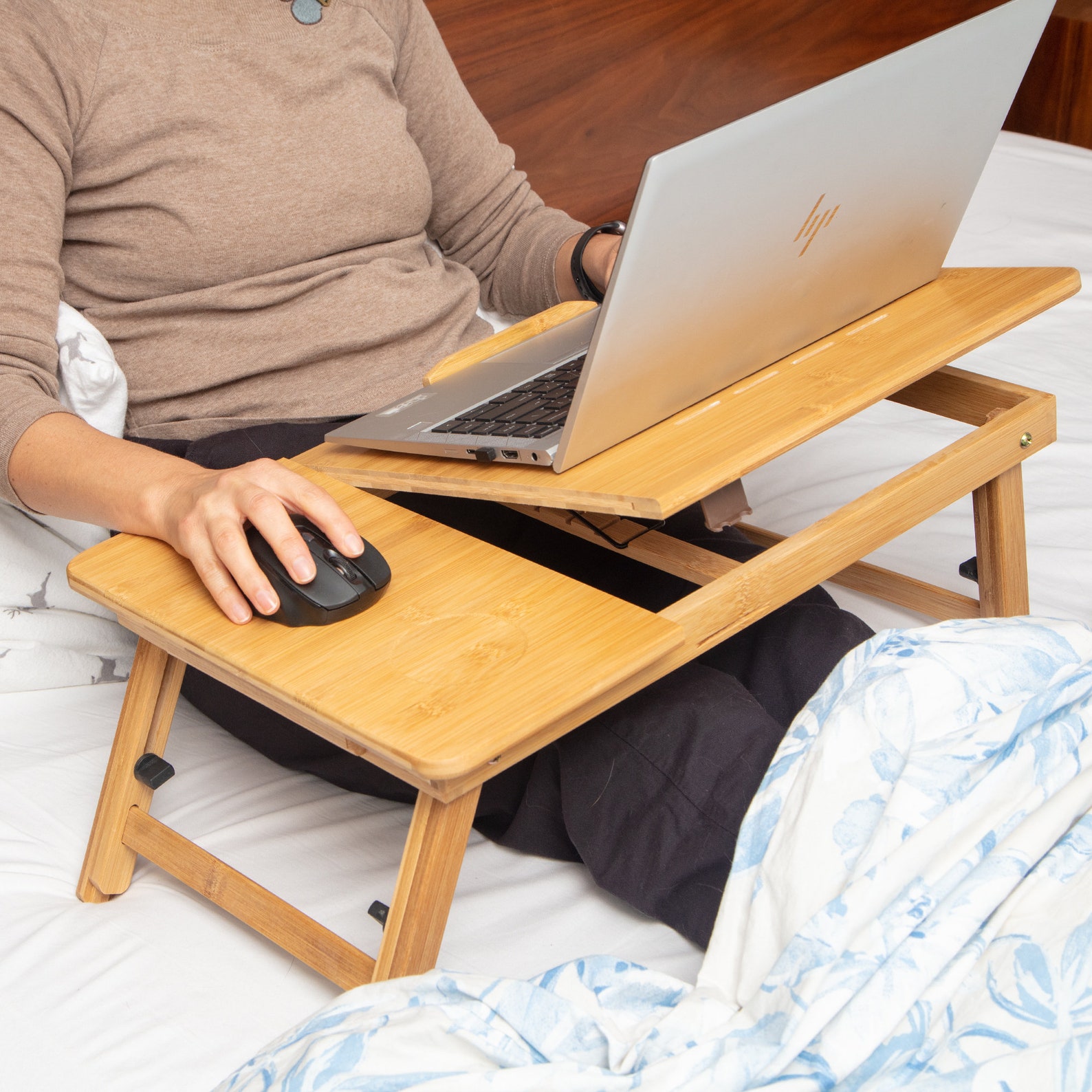Wood Lap Desk, Foldable Laptop Stand, Breakfast Serving Tray, Laptop ...