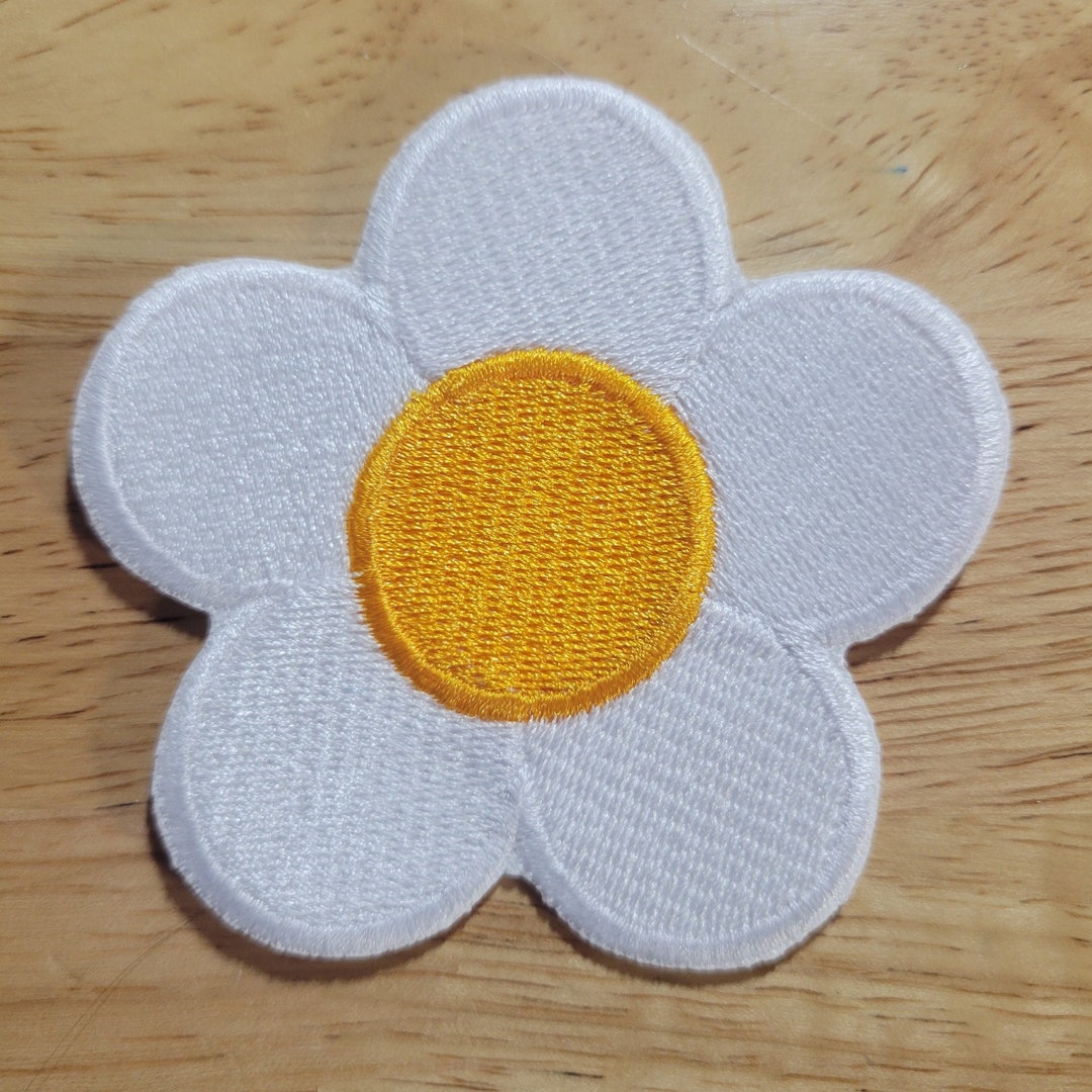 Daisy Flower White With Orange/yellow Center Iron-on Embroidered Patch ...