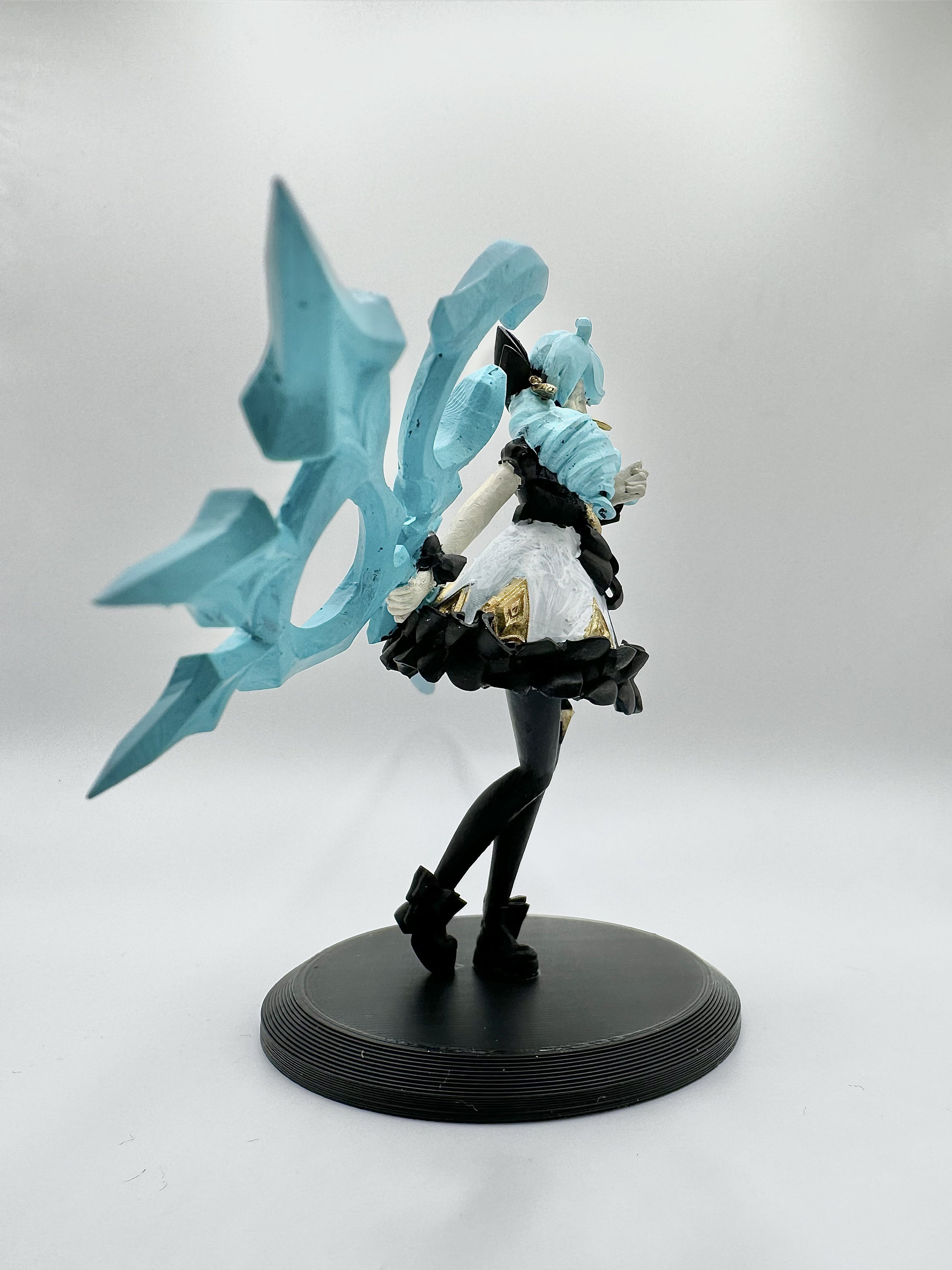Gwen Figure League of Legends League of Legends Figure Video Game ...