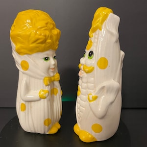 Vintage Retro Large Anthropomorphic Yellow White Salt and Pepper ...