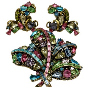 1955 Hollycraft Corp Demi Parure Pastel Baguette Rhinestone Floral ...