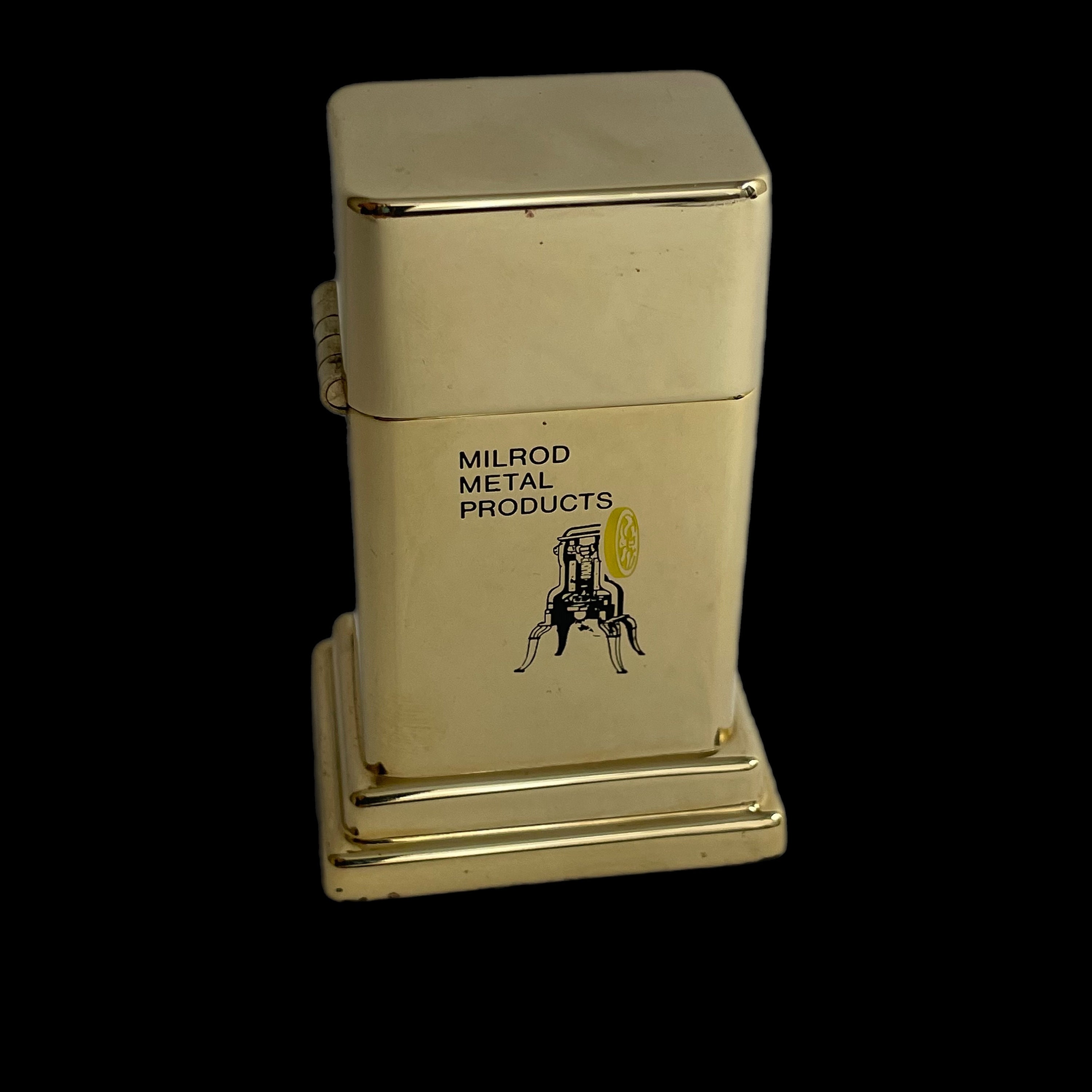 Retro ZIPPO Gold Toned Bancroft 4th Edition Table Lighter With Logo ...