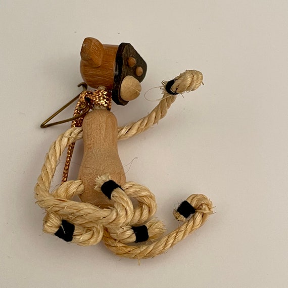 VTG 1958 Zoo Line Monkey Pin Brooch Ornament Designed… - Gem