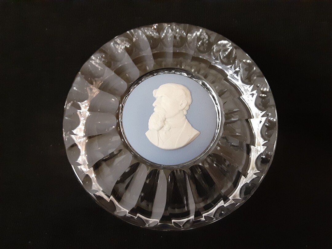 Wedgewood Crystal Paperweight - Etsy