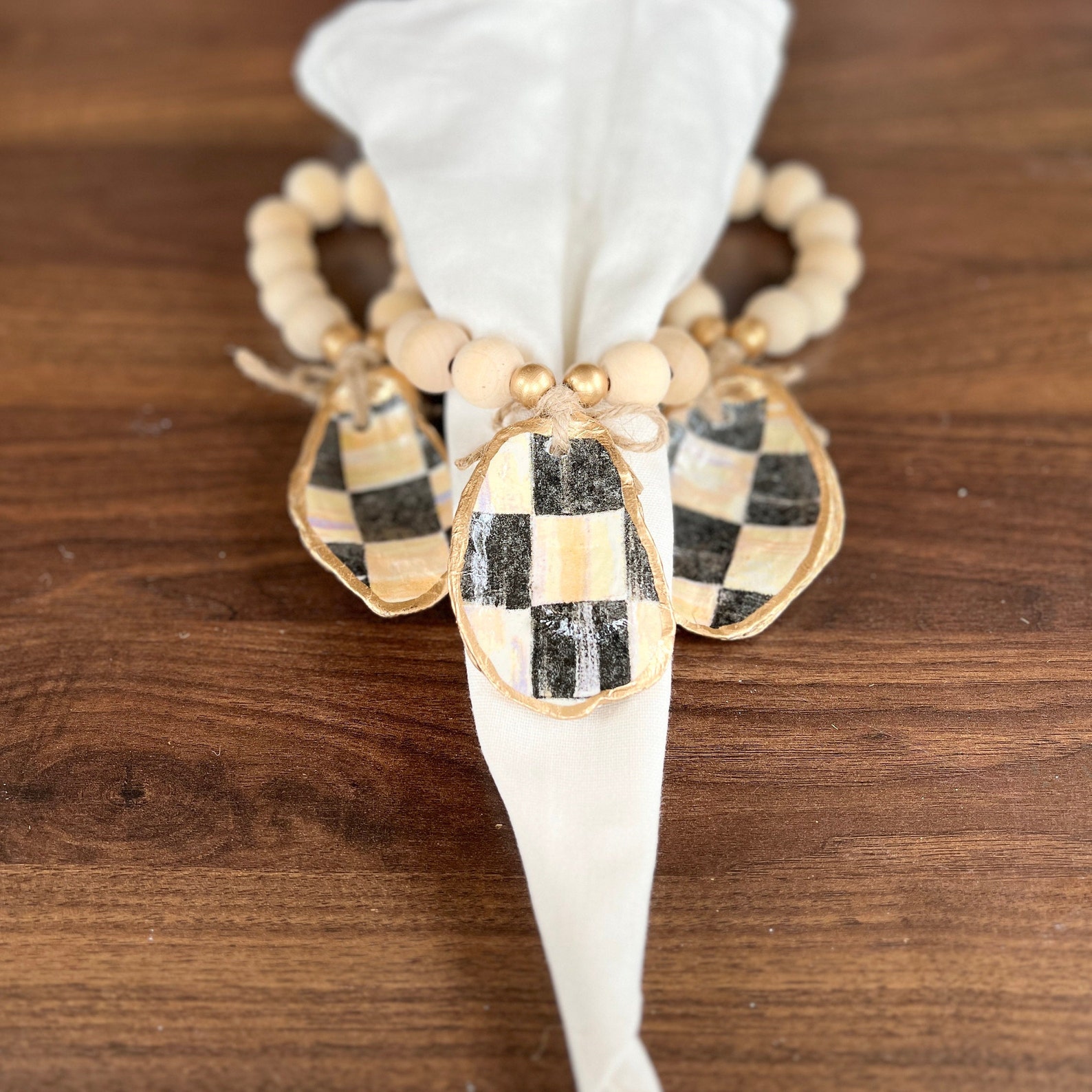 Set of 4 Oyster Shell Napkin Rings for Beach House Checkered Print ...