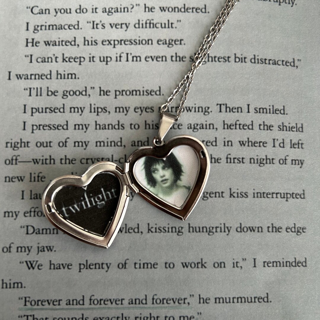 Alice Vampire Twilight Heart Pedant Locket Necklace Handmade , Gift ...