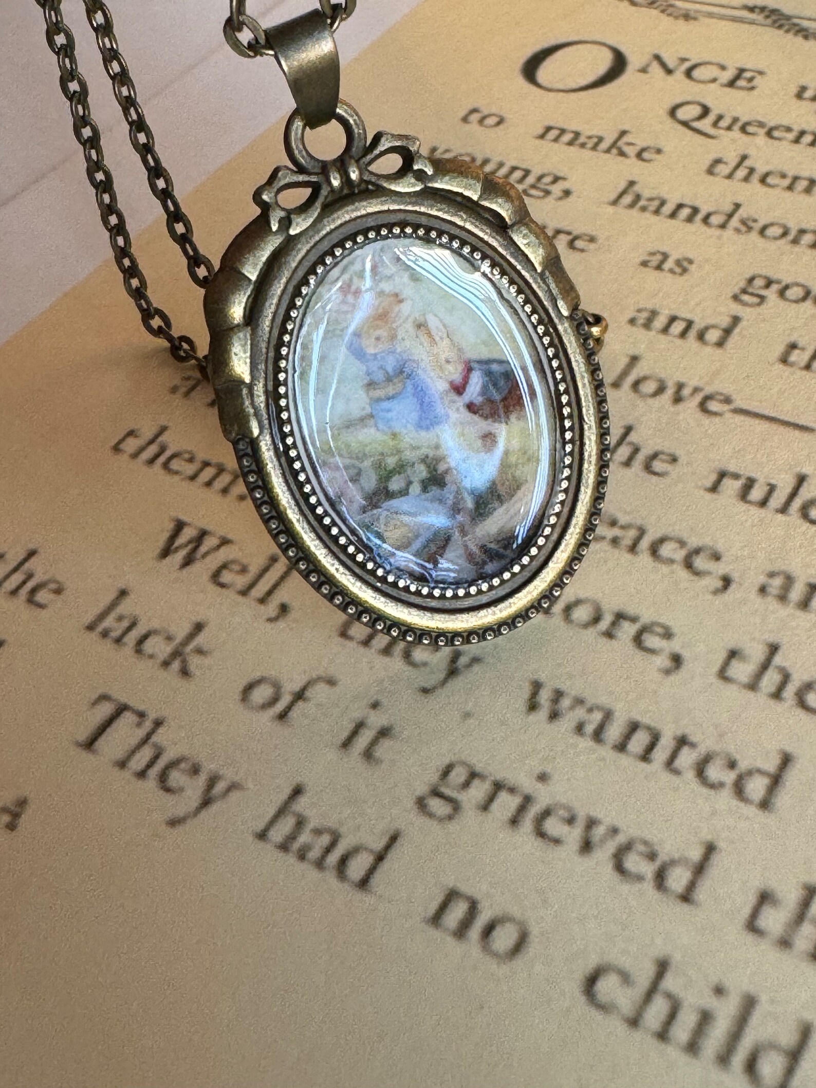 Vintage Style Rabbits Fairytale Jewelry , Epoxy Bronze Heart Pedant ...