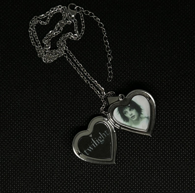 Alice Vampire Twilight Heart Pedant Locket Necklace Handmade , Gift ...