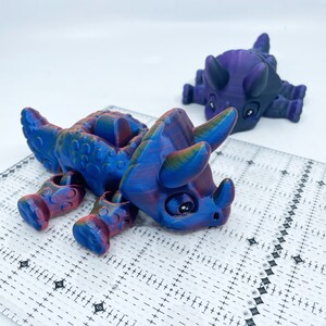 Chomping Triceratops Articulated Fidget Toy 3D Printed ...