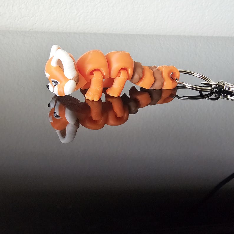 3D Printed Articulated Red Panda Keychain - Cute & Flexible Keychain ...