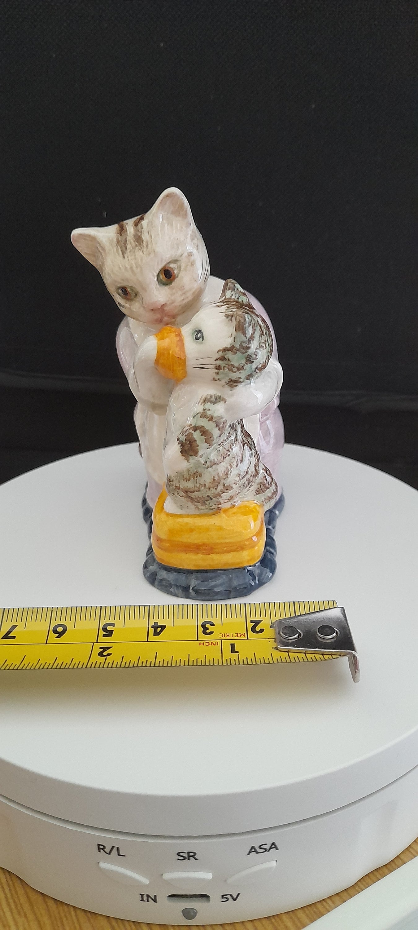 Tabitha Twitchit and Miss Moppet Beatrix Potter Figurine Beswick ...