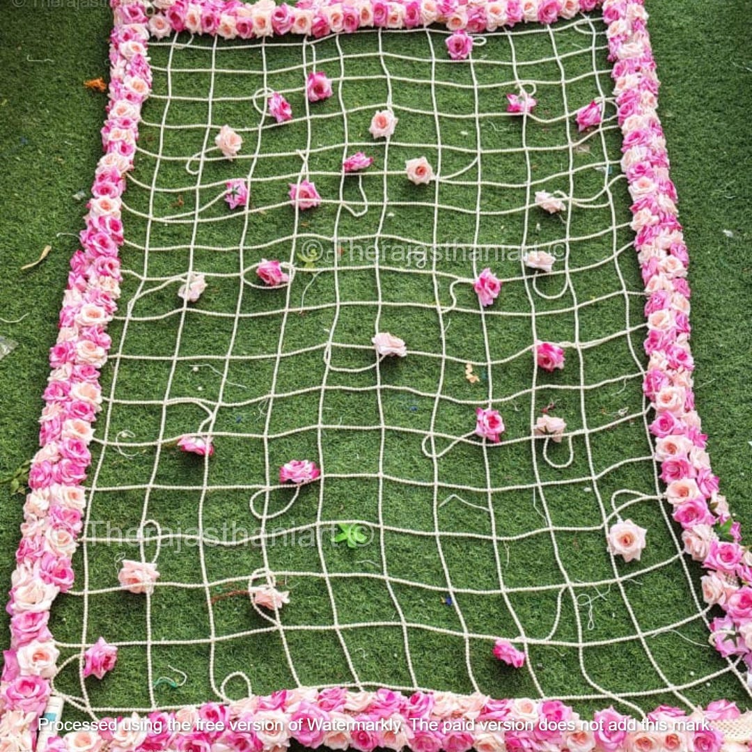 Romantic Phoolon Ki Chadar for Indian Bridal Entry, Rose Flower Canopy ...