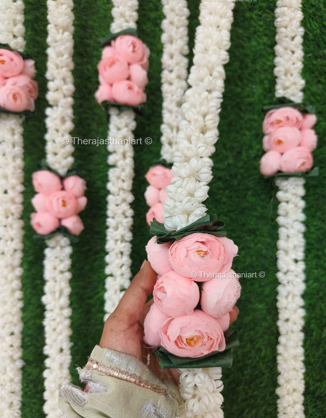 5 Feet Ranunculus Flower Bunch With Mogra Garland String Décor for ...