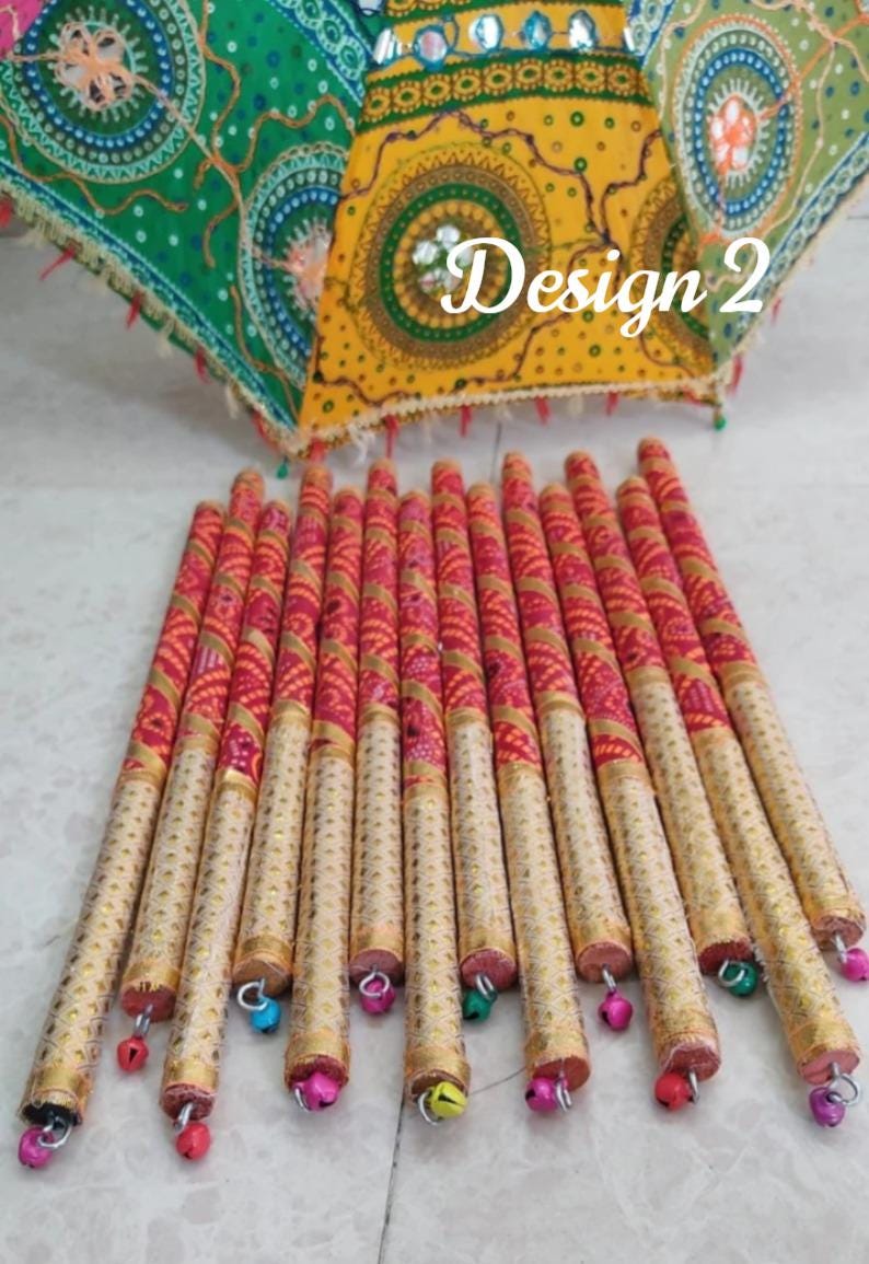 Multicolor Wooden Decorative Sticks, 3 Designs Bandhani Wooden Dandiya ...