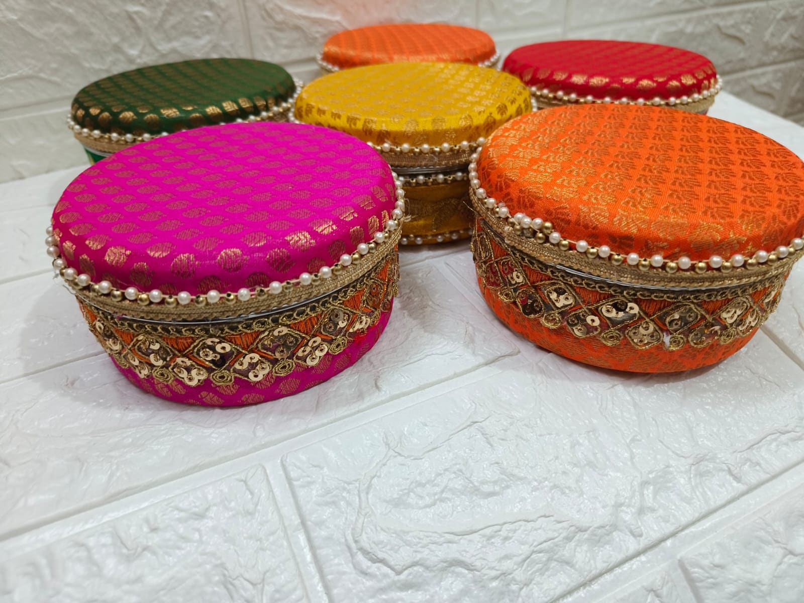 Decorative Stainless Steel Ladoo Boxes, Brocade Thamboolam ...